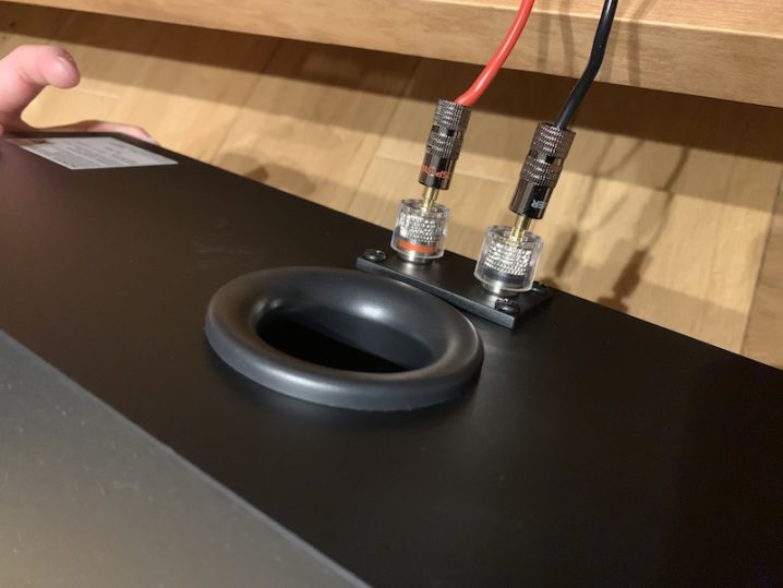 【SS-CS8レビュー】ホームシアターにおすすめ！激安なソニー製センタースピーカー【コスパ最強】 | もとログ